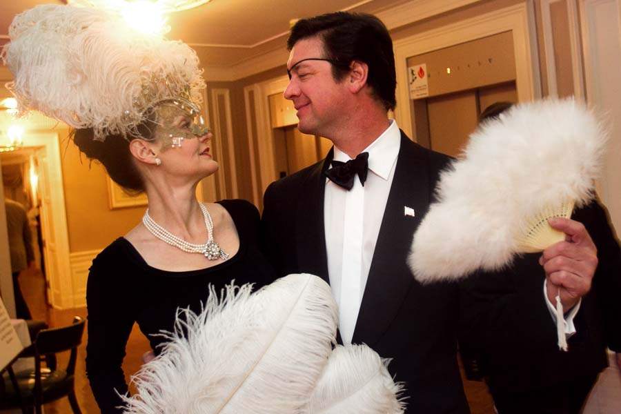 On The Town: Time for dress up - The Blade