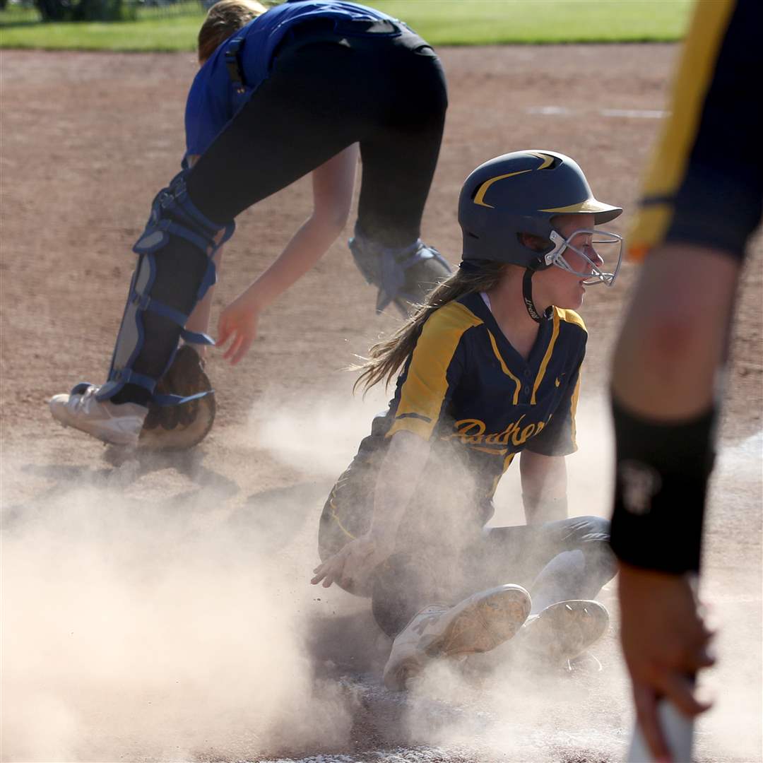 IN PICTURES: Whitmer 4, Anthony Wayne 3 - The Blade